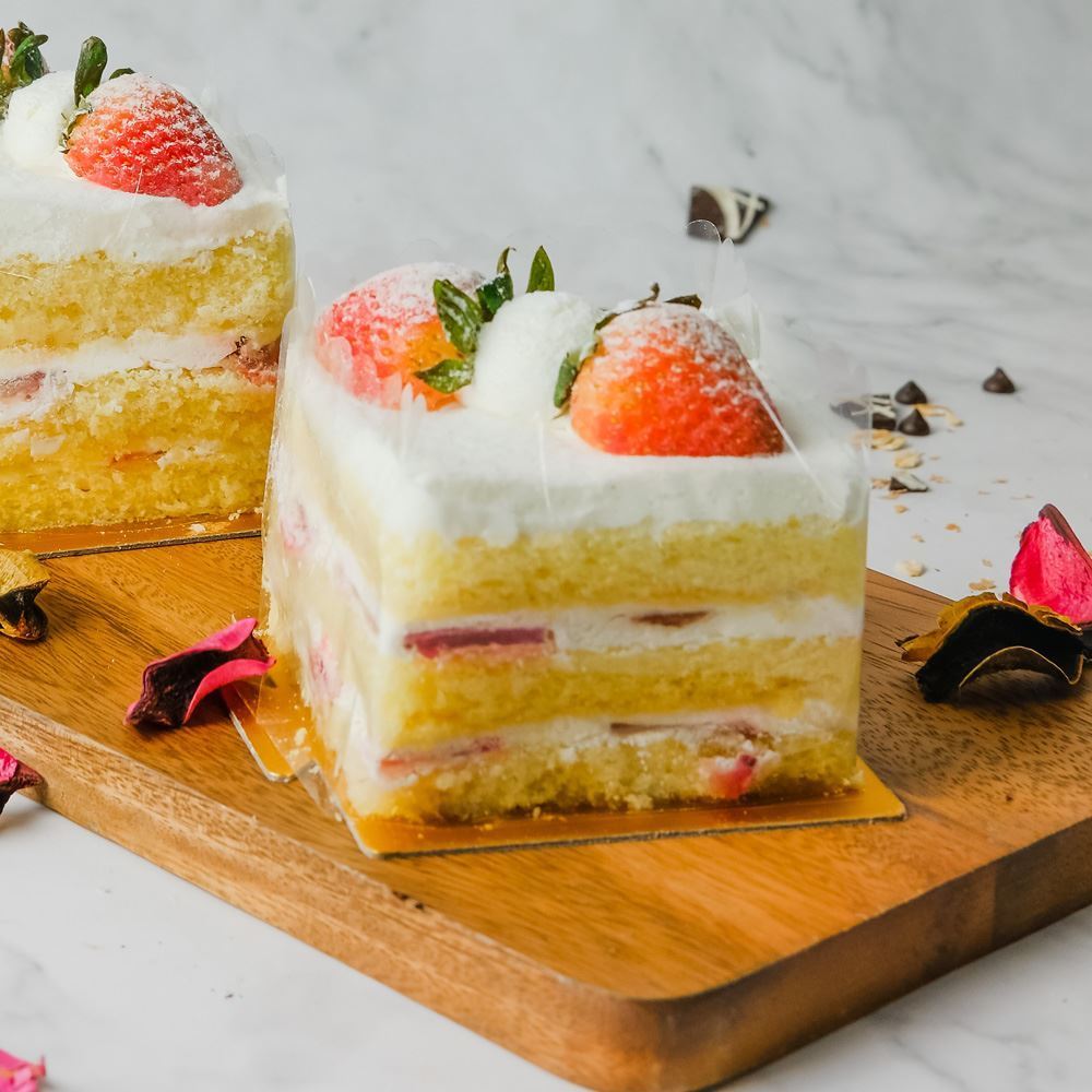 Tedboy | Online Bakery Shop | Door Step Delivery | Strawberry Shortcake ...